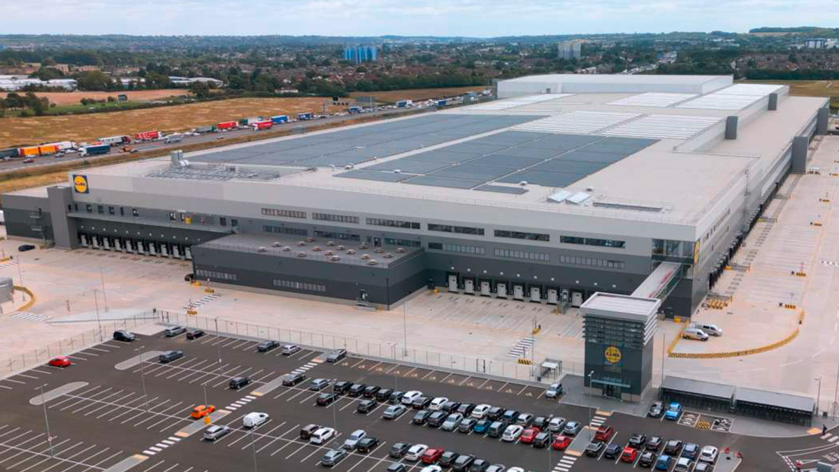 Lidl eröffnet weltweit größtes Lager in England | stores+shops