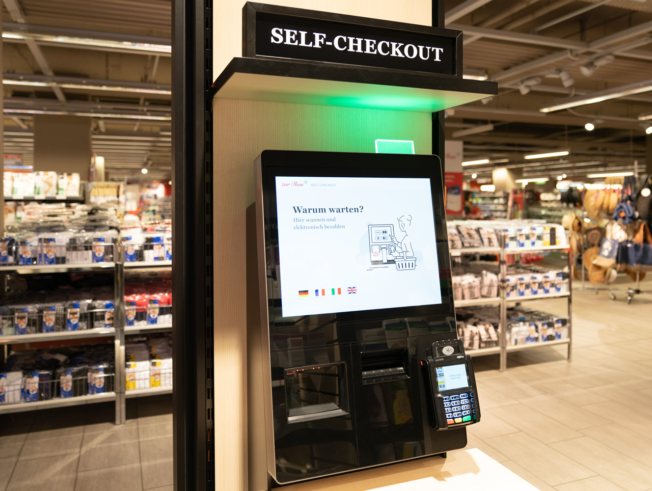Rückenwind für Self-Checkout-Konzepte | stores+shops