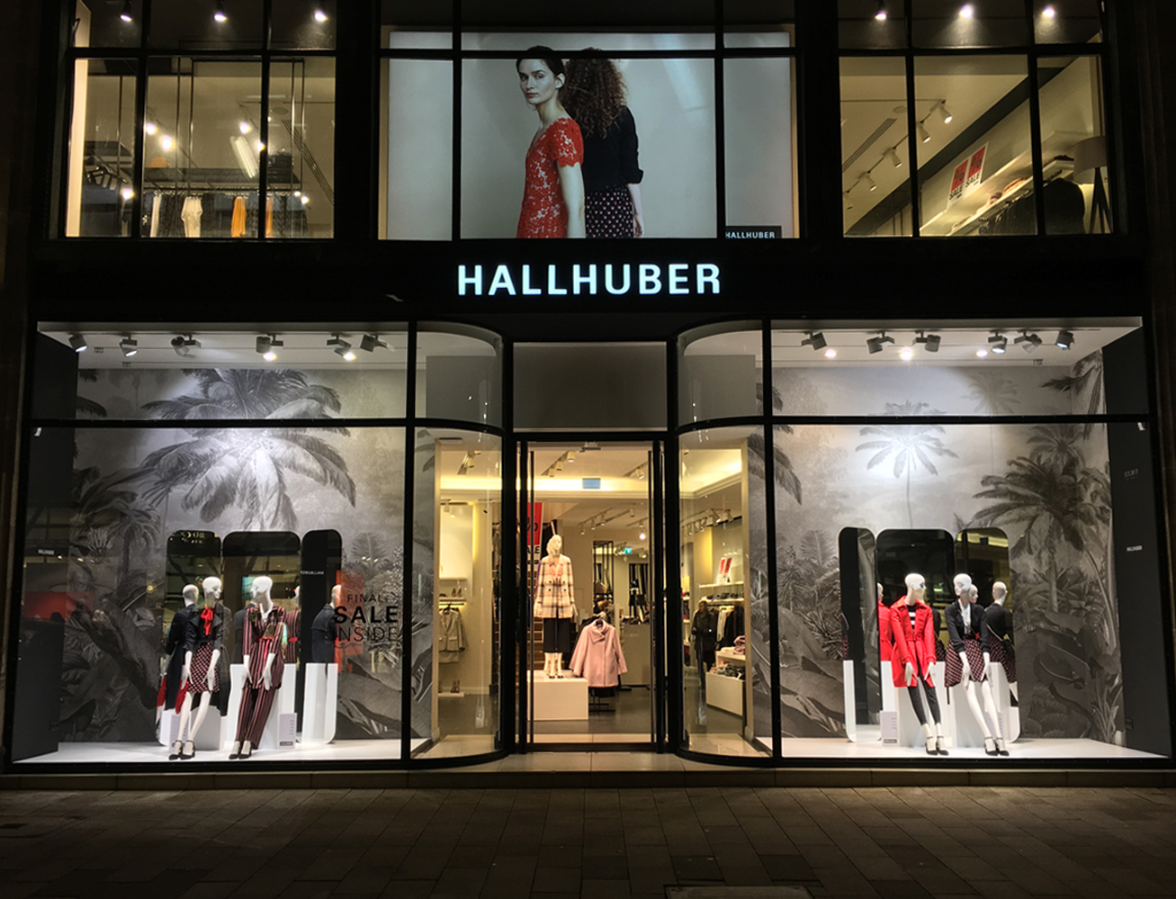 Wandgestaltung mit Tapeten | stores+shops