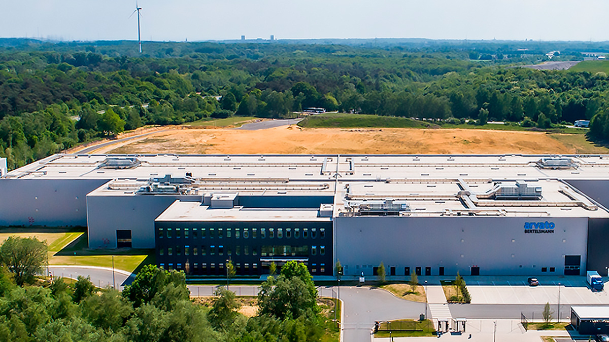 Arvato baut Logistikzentrum Dorsten weiter aus | stores+shops