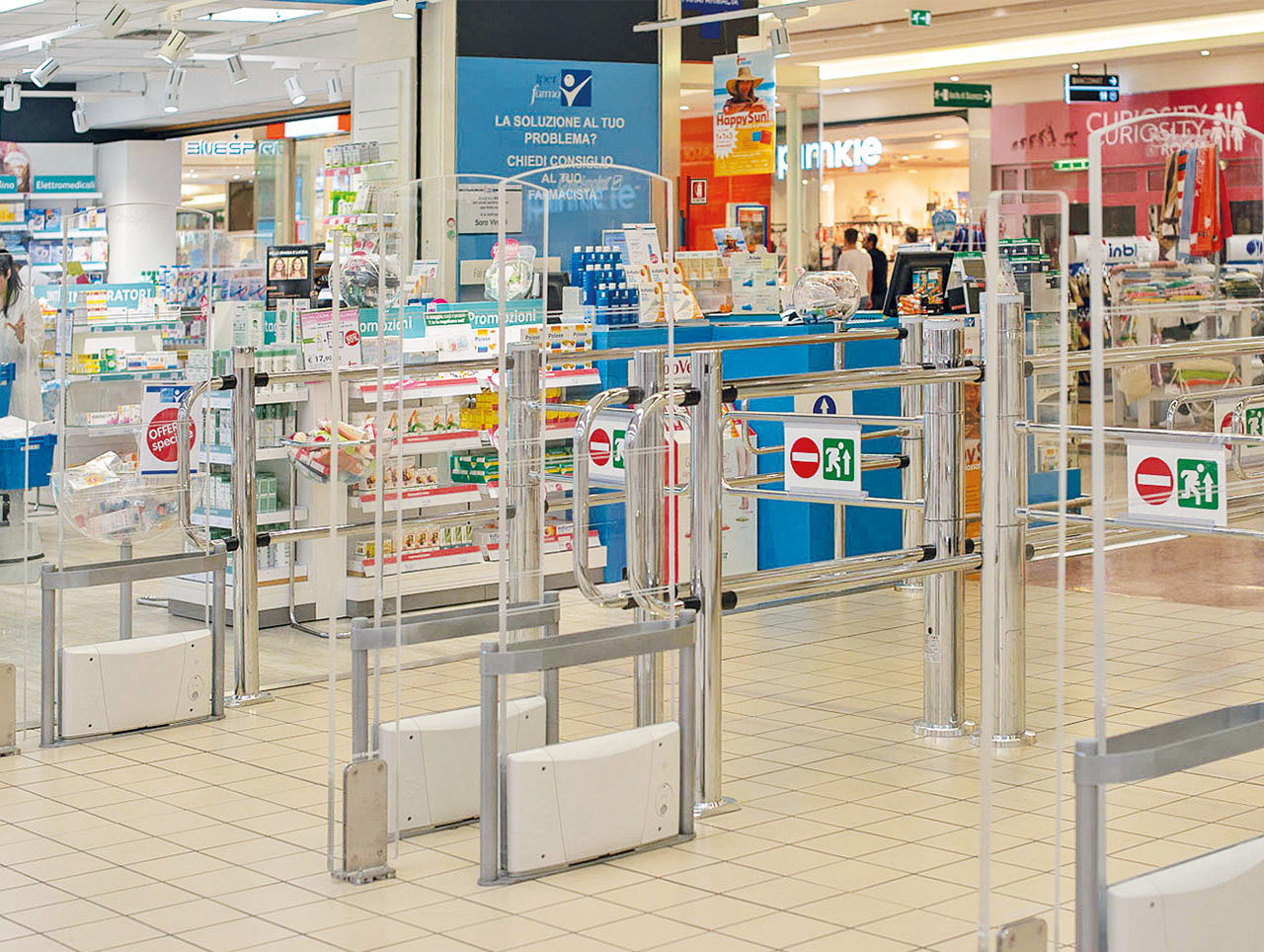 Warensicherungssysteme vernetzen: Effektivere Prävention | stores+shops