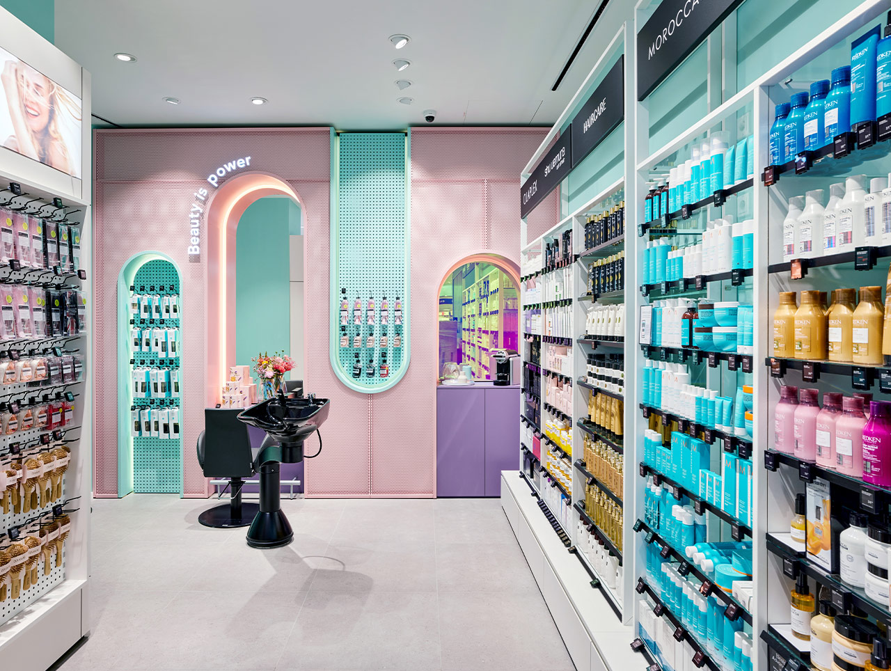 Douglas eröffnet Flagship-Store im Herzen Düsseldorfs | stores+shops