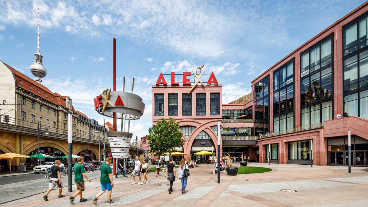 Only eröffnet größten Berliner Store | stores+shops