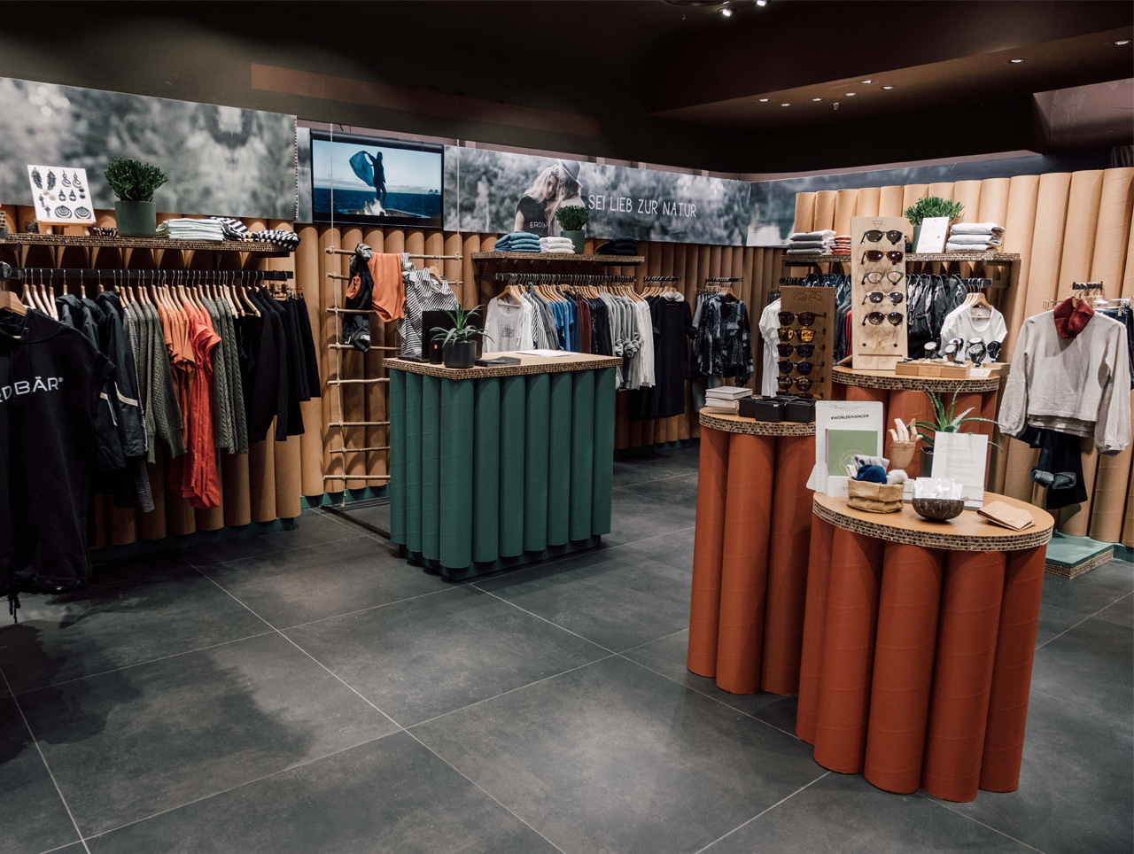 Erdbär Organic Warehouse: Recycelfähiges Store-Konzept | stores+shops