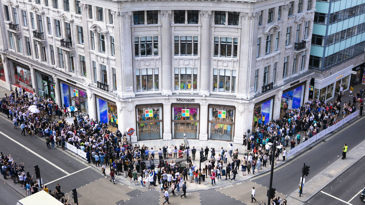 Microsoft erreicht Europa | stores+shops