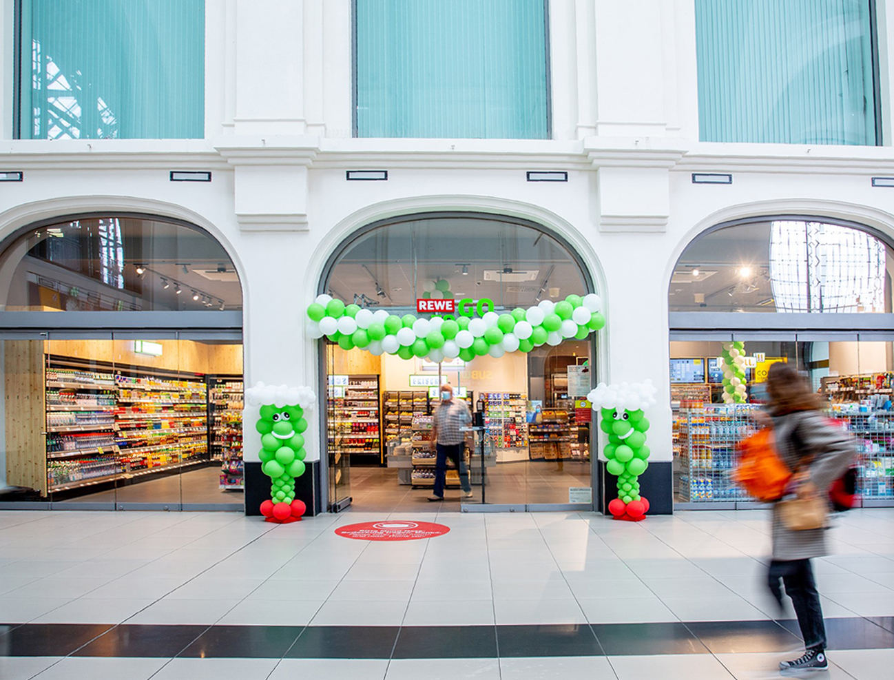 Neuer Rewe to go: Mehr Convenience am Hbf von Dresden | stores+shops