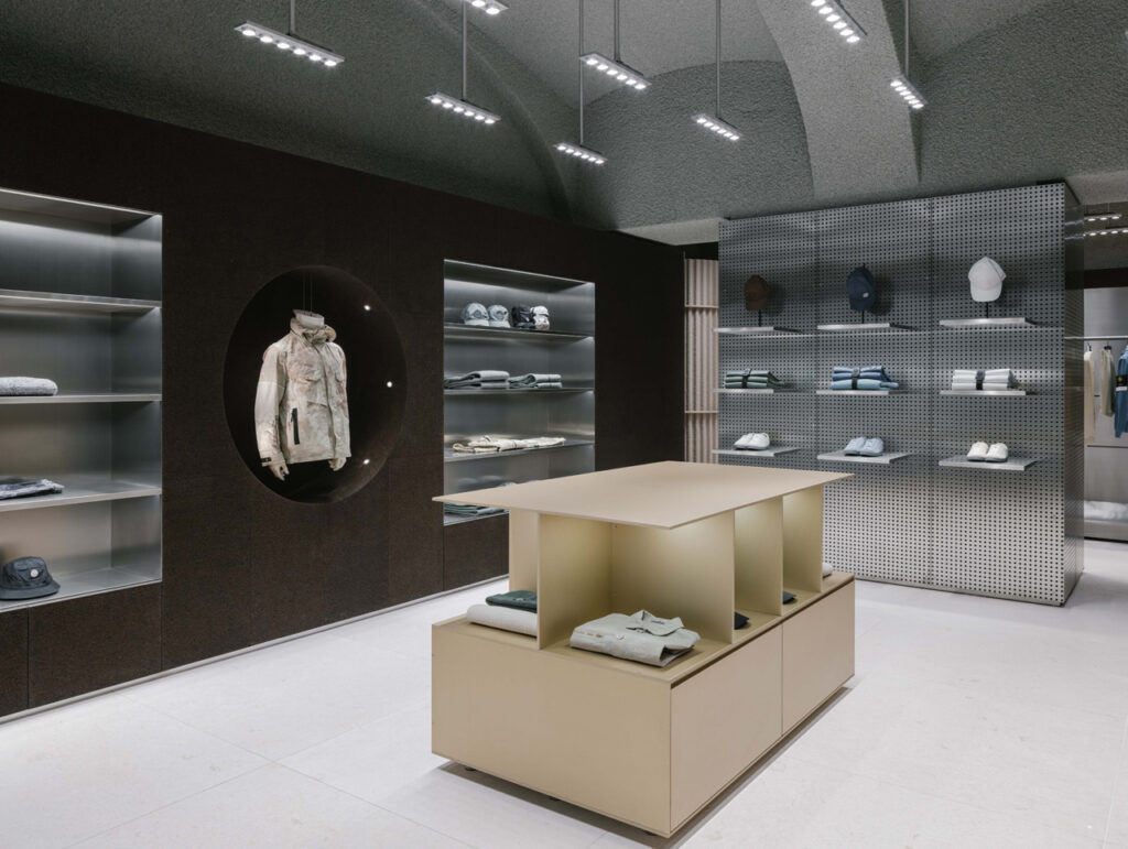 Stone Island erstmals in Wien | stores+shops