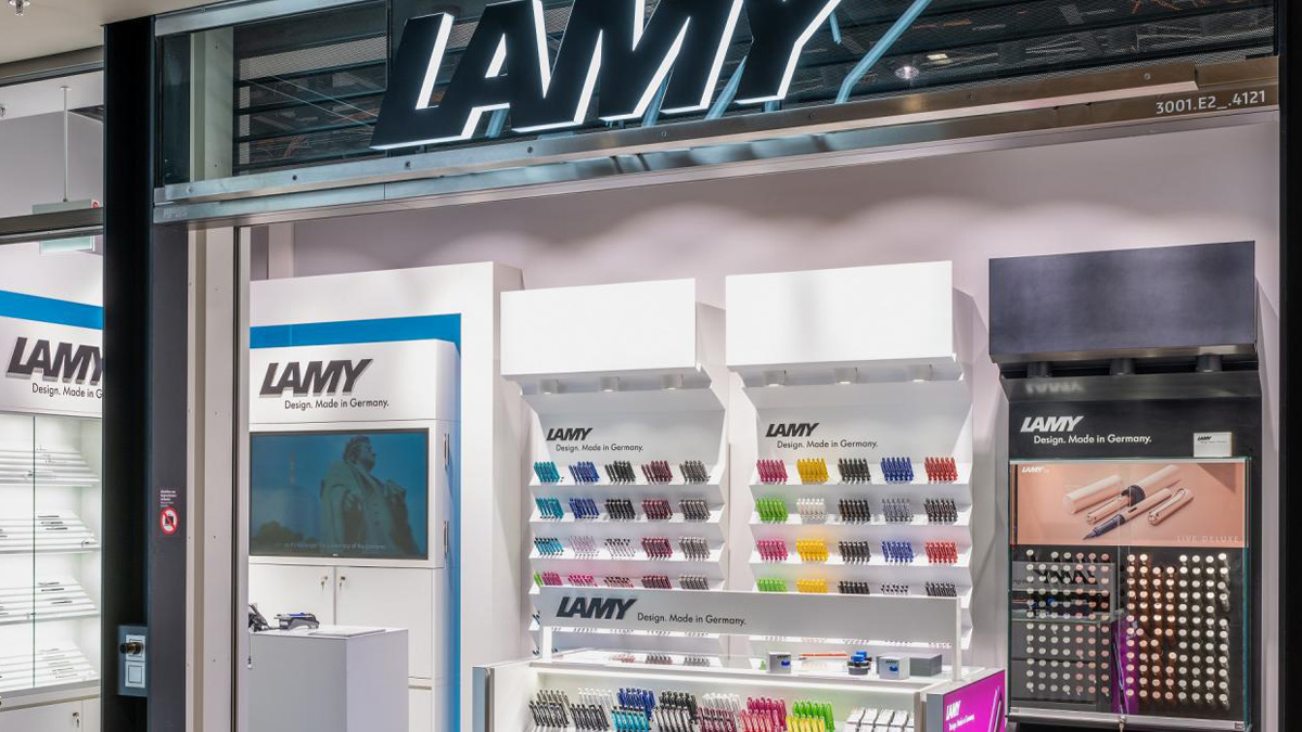 Lamy: Concept Store am Flughafen | stores+shops