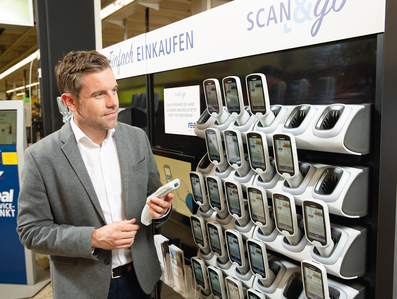 Der SB-Checkout wird mobil | stores+shops