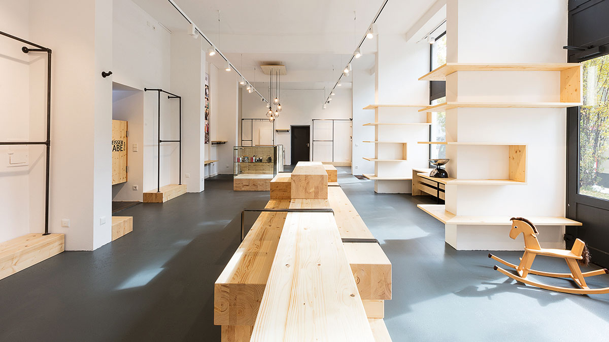 Weißer Rabe: Nachhaltiges Sozialkaufhaus | stores+shops