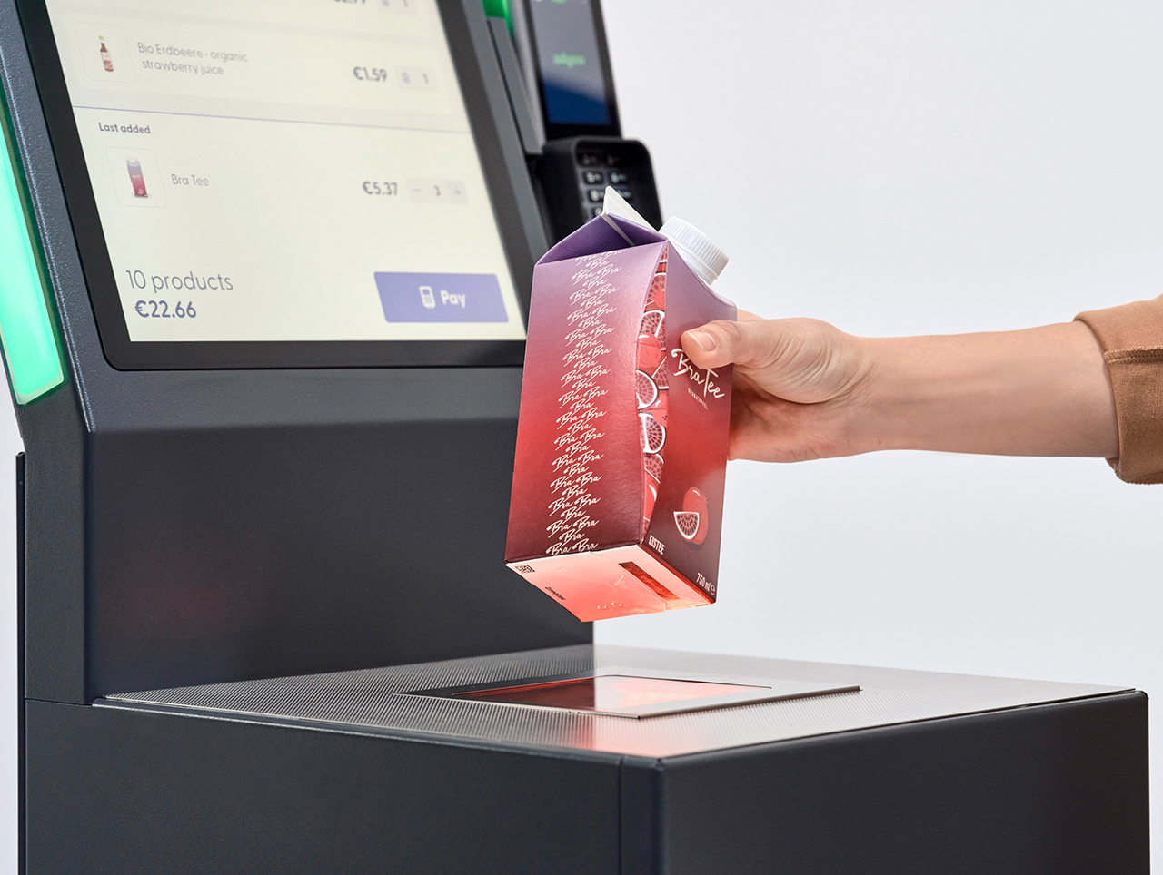 Self-Checkout-Lösung matrix von umdasch | stores+shops