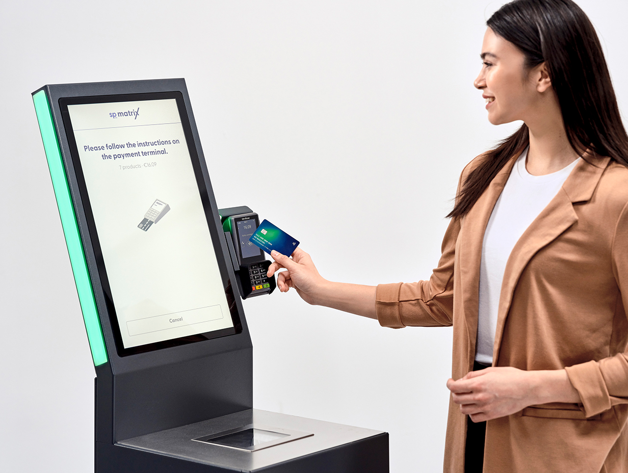 Self-Checkout-Lösung matrix von umdasch | stores+shops