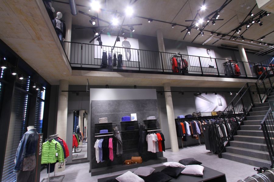 Cinque Store Outlet erfolgreich umgezogen | stores+shops