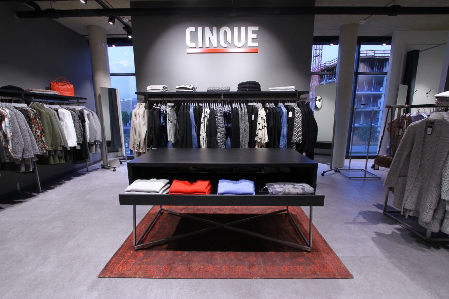 Cinque Store Outlet erfolgreich umgezogen | stores+shops